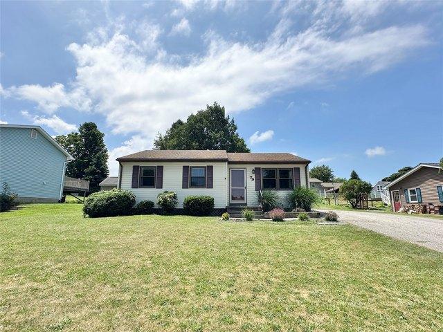 79 Bernwood Dr, North East, PA 16428