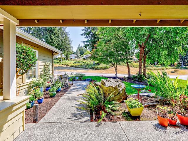 79 Clear View Place