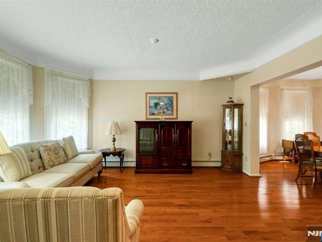 79 Dewitt Avenue