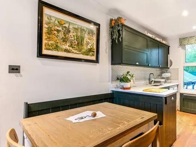 79 Eastway, London, E9 5JH, United Kingdom | 4 bed house for rent #135553023 | Rentberry