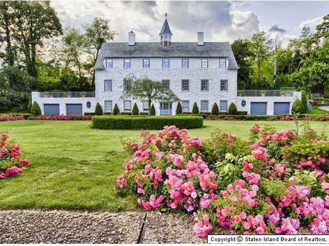79 Flagg Ct, Staten Island, NY 10304