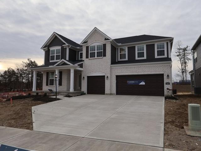 79 Glasgow St, Springboro, OH 45066