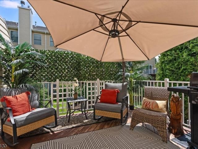 79 Mara Blvd