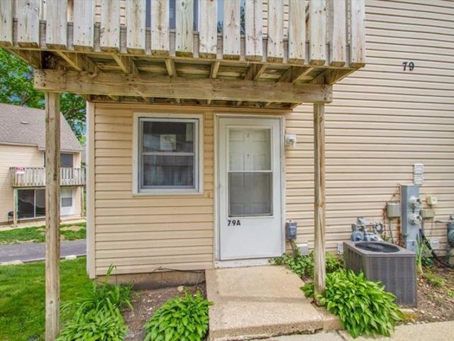 79 Maude Ave, Fox Lake, IL 60020