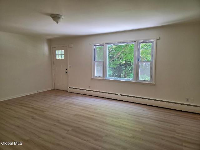 79 Middle Road D #