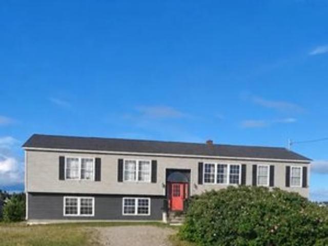 79 Mill Pond Rd, Beals, ME 04611