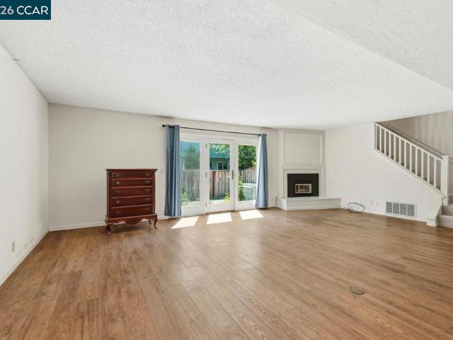 79 Miramonte Dr