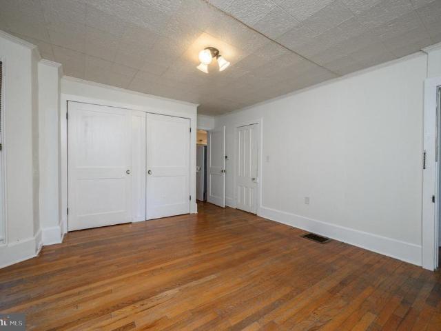 79 Model Avenue