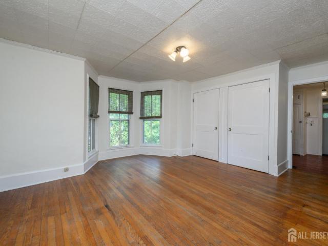 79 Model Avenue