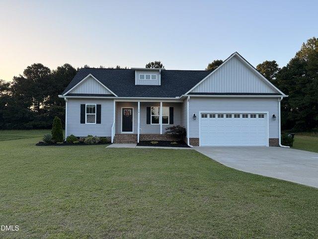 79 Morrison Dr, Dunn, NC 28334