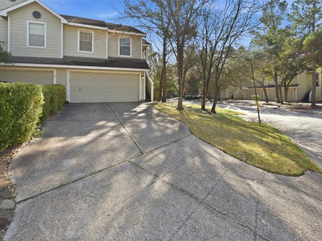 79 N Walden Elms Circle