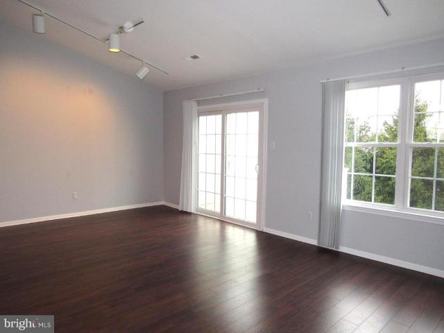 79 Portsmouth Court # 2249K