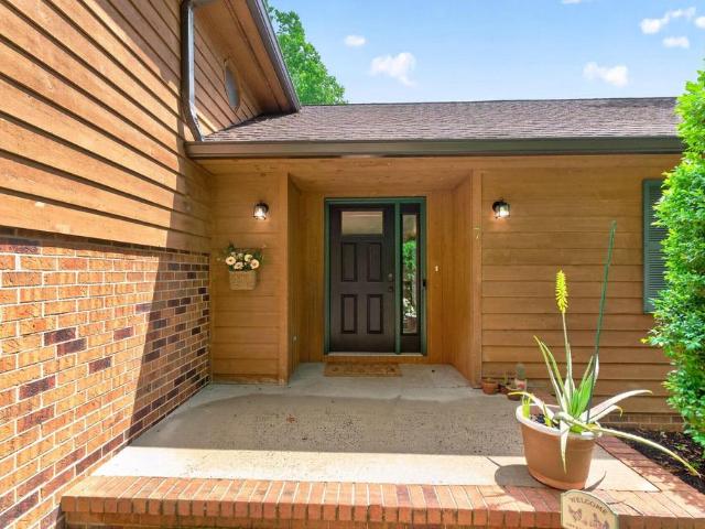 7 Mulligan Dr