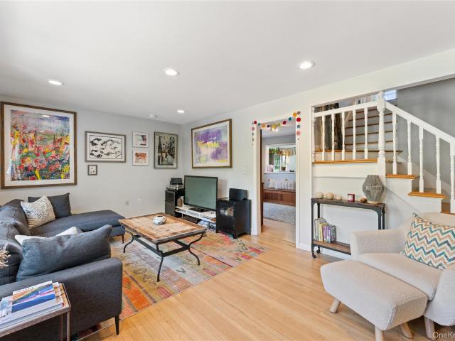 7 Mahoney Place