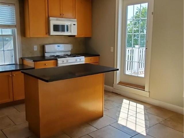 7 Main Street 204