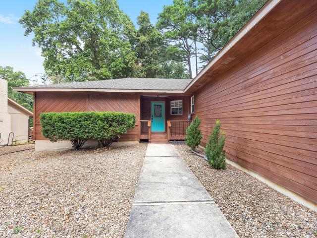 7 Mansfield Drive