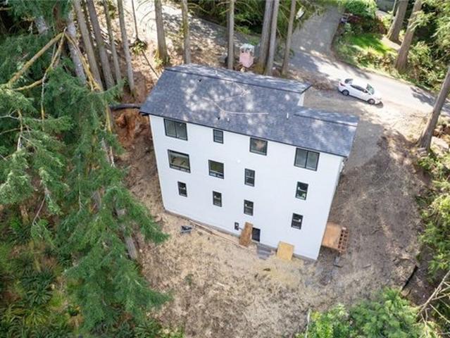 7 Maple Ct, Bellingham, WA 98229