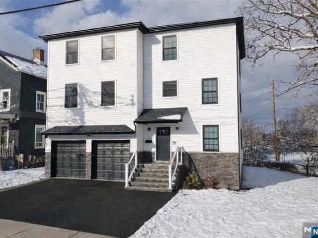 7 Maple St, Bloomfield, NJ 07003