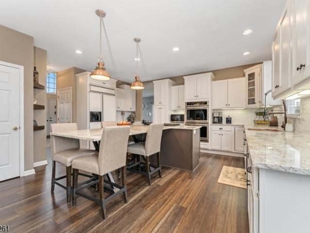7 Maple Springs Rd, Pittstown, NJ 08867 | MLS #3996