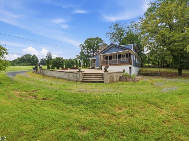 7 Marble Hill Rd