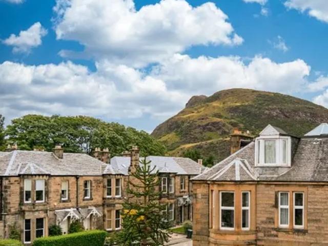 7 Marchhall Crescent, City of Edinburgh, EH16 5HL, United Kingdom | 3 bed apartment for rent #167624777 | Rentberry