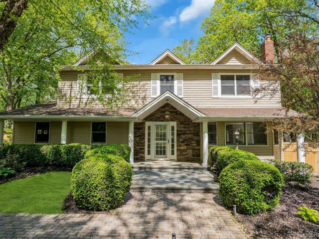 7 McCulloch Drive