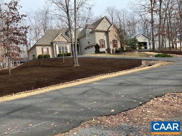 7 Mesquite Pl, Palmyra, VA 22963