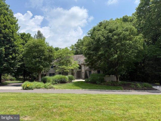7 Mercer Gate Dr, Doylestown, PA 18901
