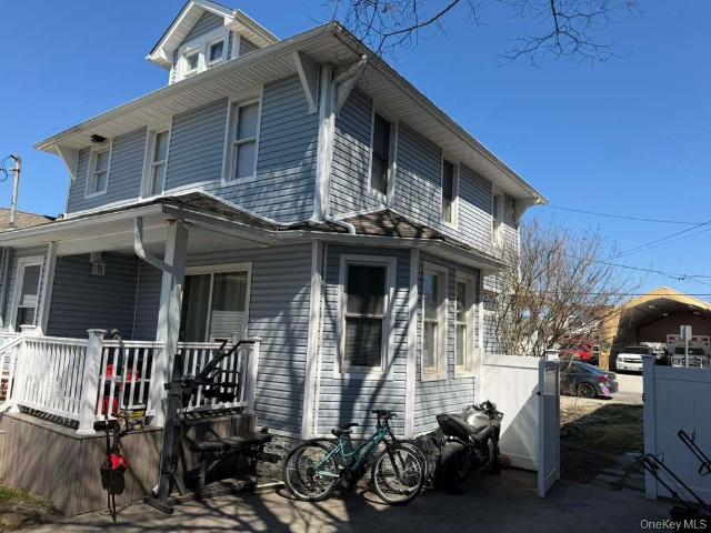 7 Meyer Avenue