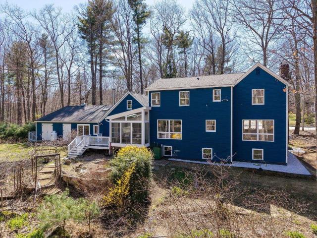 7 Millstream Drive