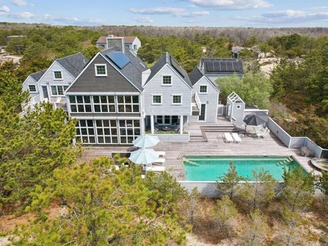 7 Mitchell Dunes Ln, Amagansett, NY 11930