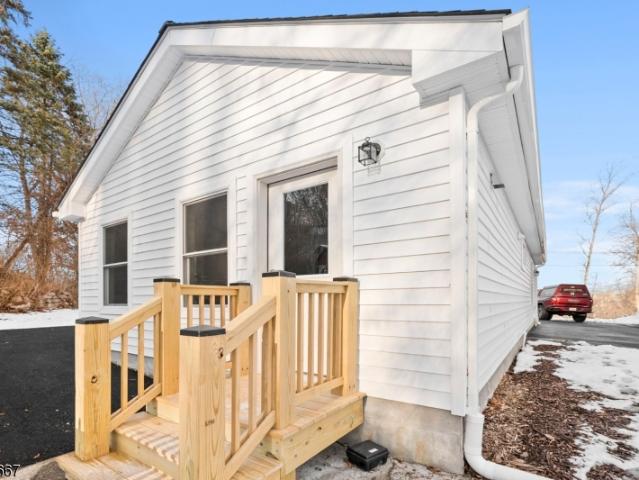7 Mountain Rd, Denville, NJ 07834 | MLS #4019 | Compass
