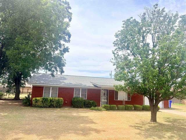 7 Mountain View Dr, Cache, OK 73527
