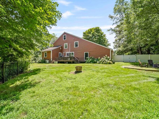 7 Moulton Drive