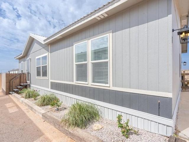 7 NW Bit Ct, Andrews, TX 79714