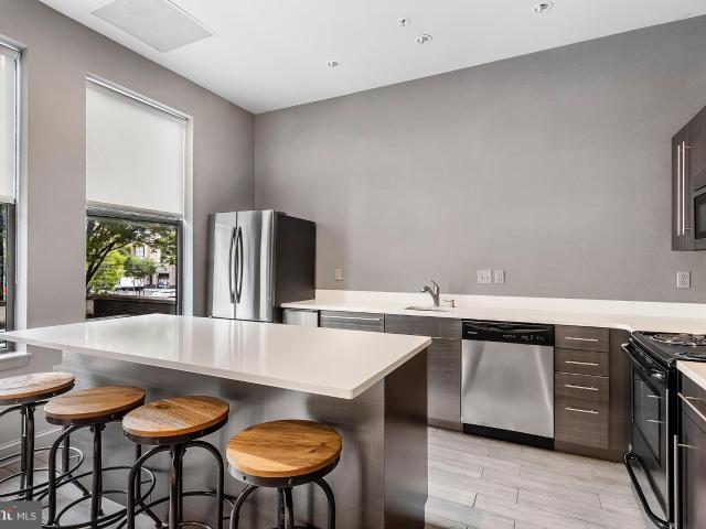 7 N Calvert St, Unit 1BR, Baltimore, MD 21202 | MLS #MDBA2070