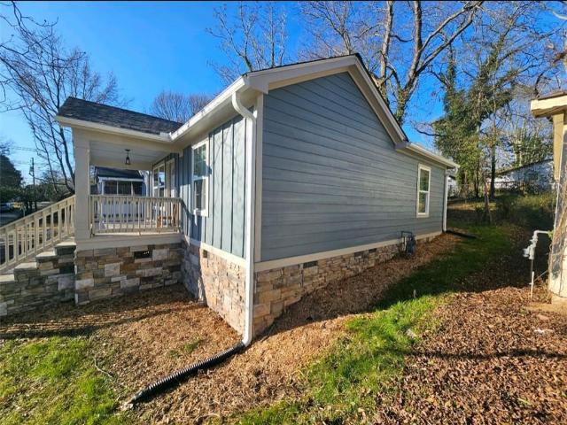 7 N Annie St, Newnan, GA 30263 | MLS #7740 | Compass