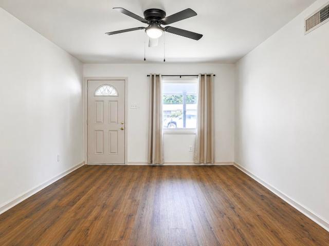 7 N Meadowcliff Drive