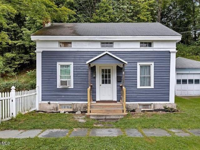 7 N Union St, Cambridge, NY 12816