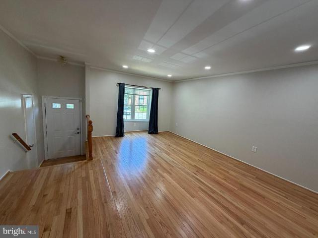7 Narrowleaf Court