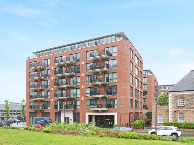 7 New Warren Lane, London SE18, 1 bed flat to rent, £1,850 pcm | PrimeLocation