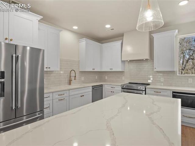 7 Noyer Court