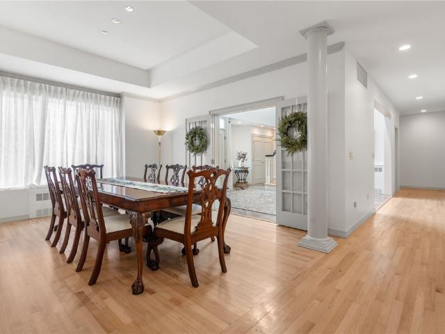 7 Oak Tree Lane