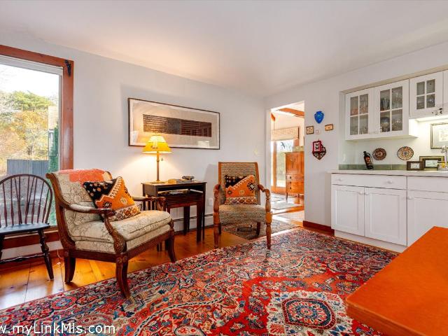 7 Oak Hollow Ln, Nantucket, MA 02554 | MLS #93000