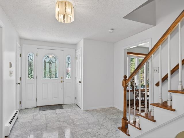 7 Old Colony Dr, Norfolk, MA 02056 | MLS #73503 | Compass