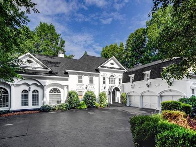 7 Old Mountain Dr, Powder Springs, GA 30127