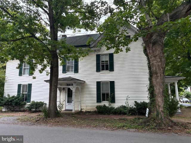 7 Old Prospect Avenue