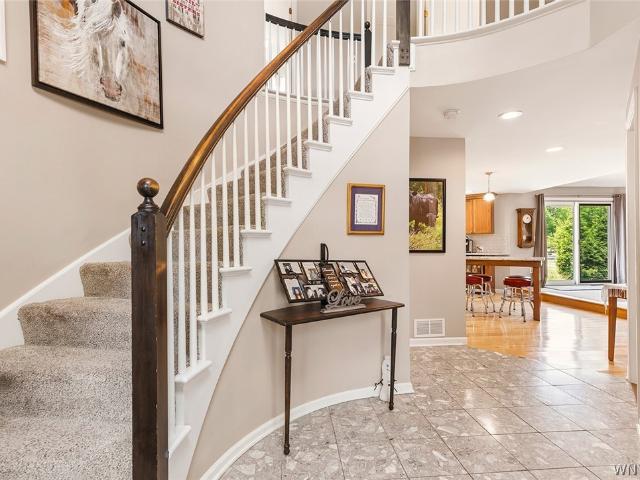 7 Opal Court