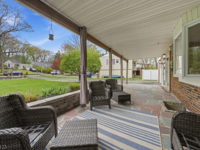 7 Oswego Ave