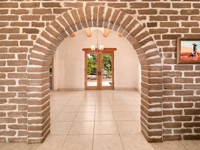 7 Azulejo Court West